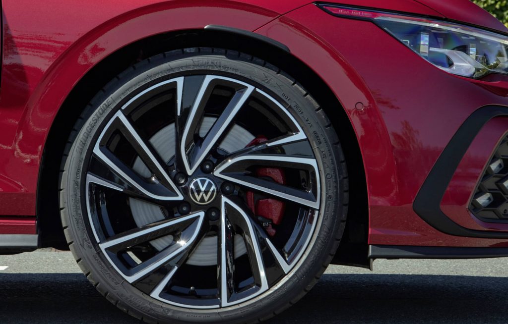 Volkswagen Service Now Warning Light What It Means And How To Reset volkswagen-service-now-warning-light-what-it-means-and-how-to-reset